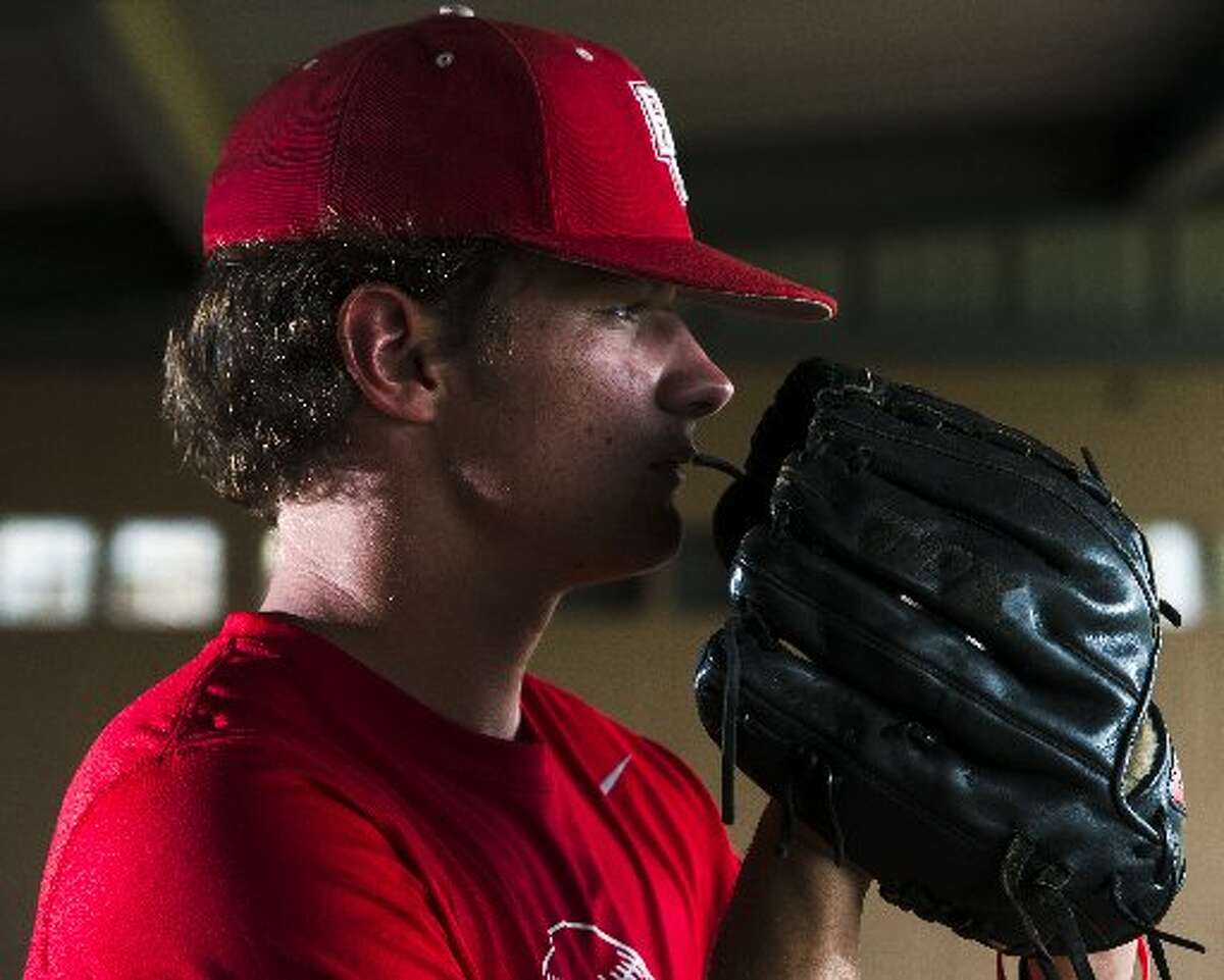 Watch: Former Bridge City pitcher sends Texas into super regionals