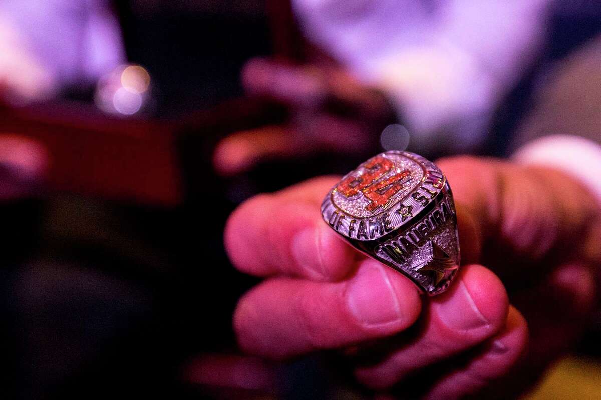 Houston's legendary 34s get their Hall of Fame rings