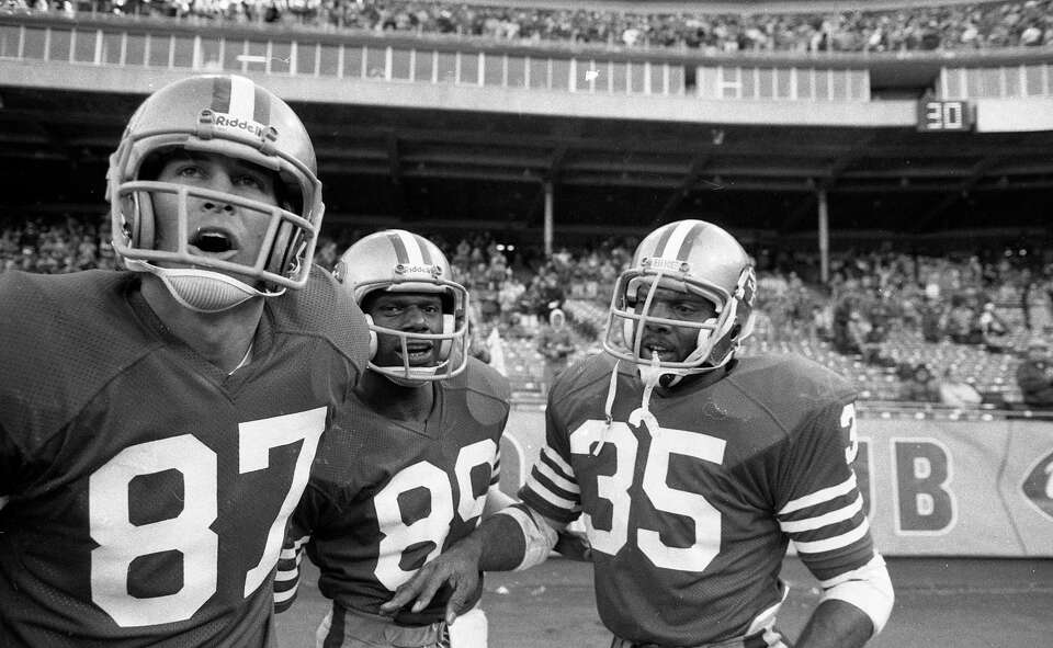 49ers to unveil statues of Dwight Clark, Joe Montana