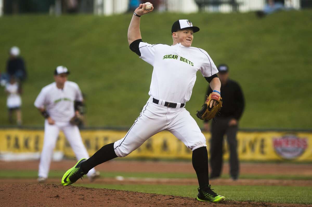 Saginaw Sugar Beets inaugural game against St. Clair Green Giants ...
