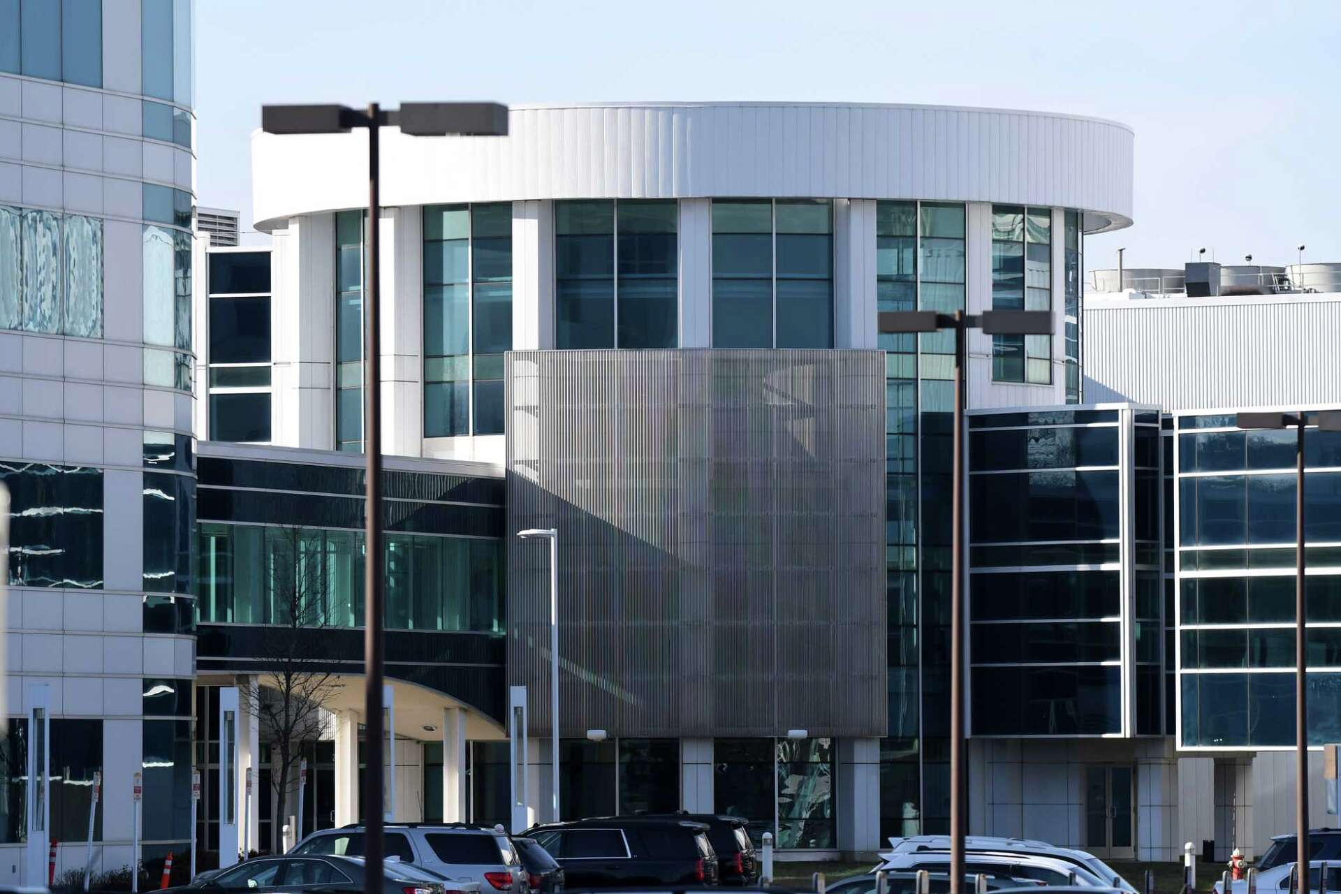 Raytheon, NY CREATES training chip workers for new fabs