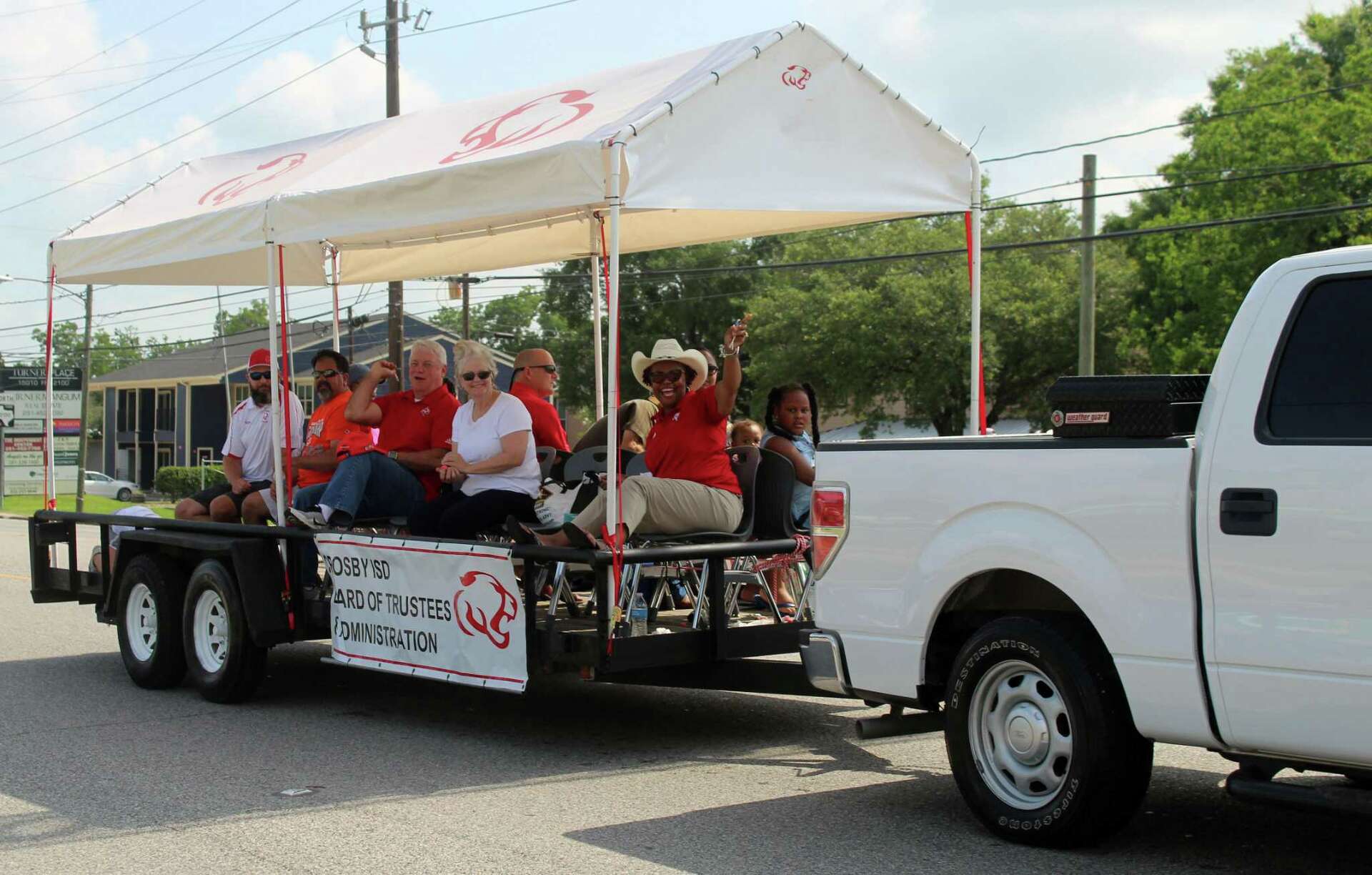 Crosby kicks off rodeo with annual parade