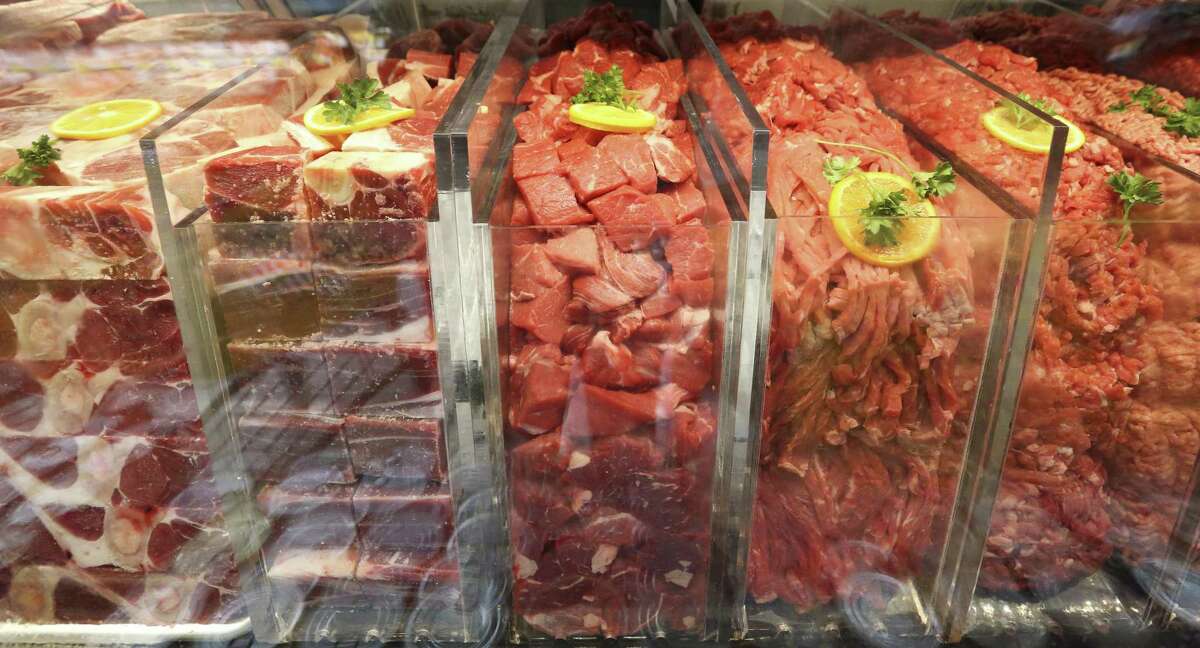 El Rancho opens first Houston supermarket to big crowds