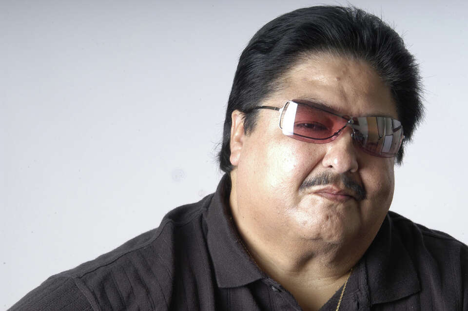 Jimmy Gonzalez, a titan of Tejano music, dies in San Antonio