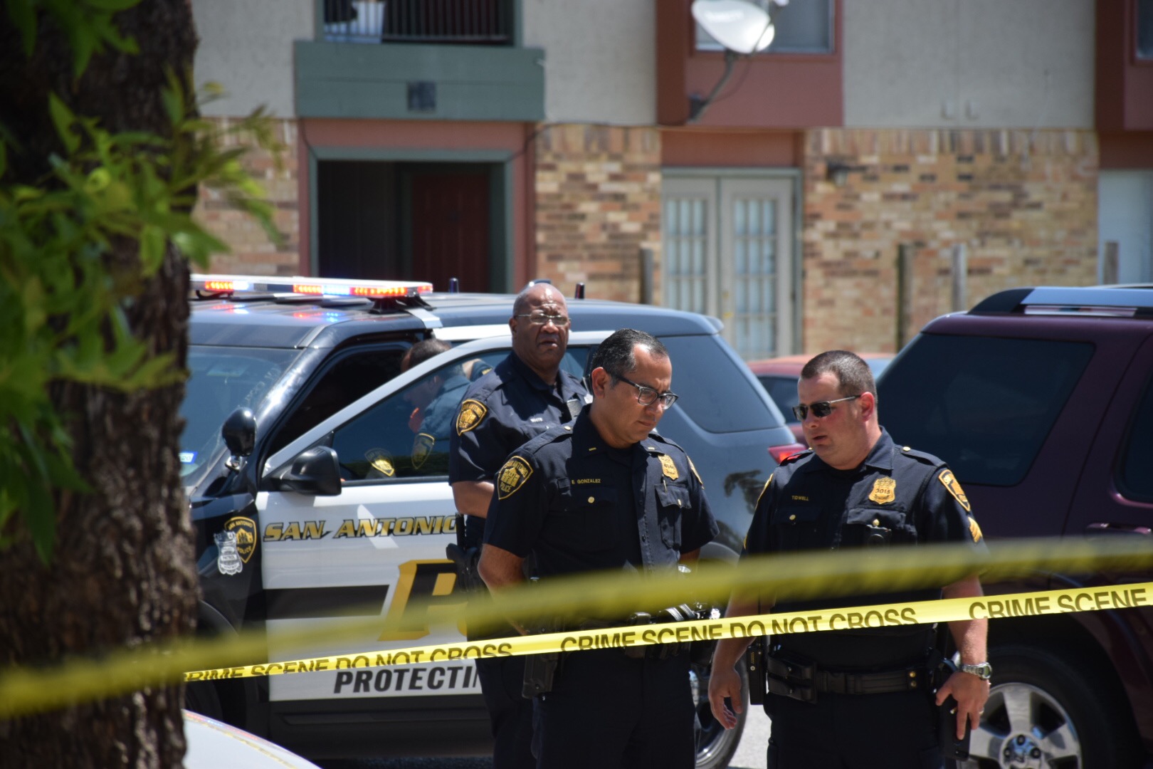 SAPD: Suspects stole victim’s shoes after shooting him at East Side ...