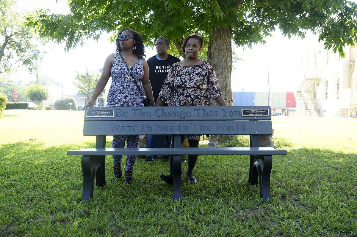 Family of James Byrd Jr. gathers on 20th anniversary of dragging death