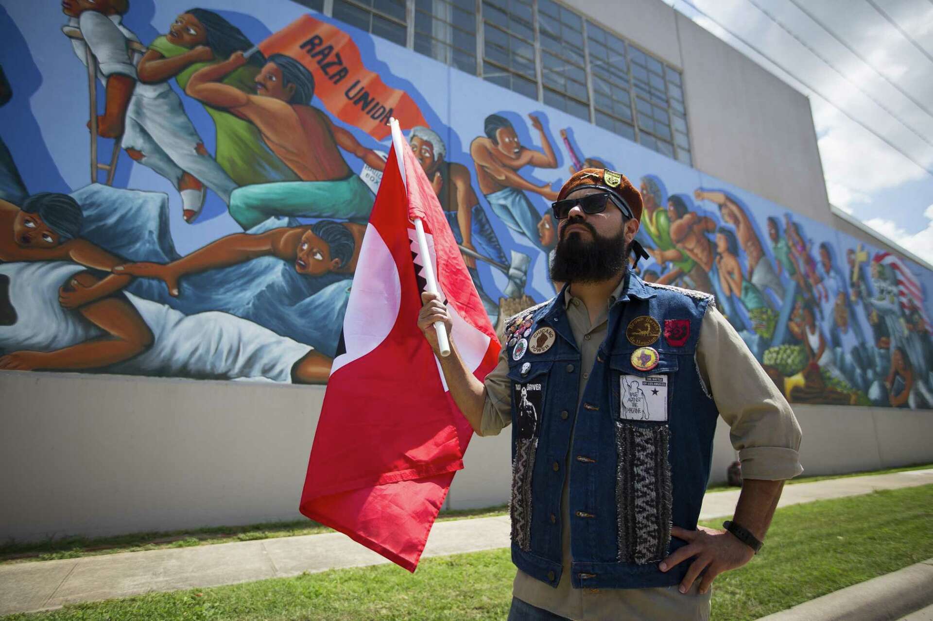 The ‘Rebirth’ of an East Houston landmark: Leo Tanguma’s iconic Chicano ...