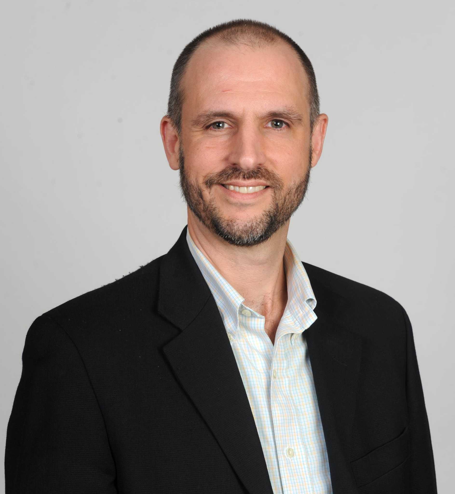 John Stoehr: What happened to Jim Himes’ spine?