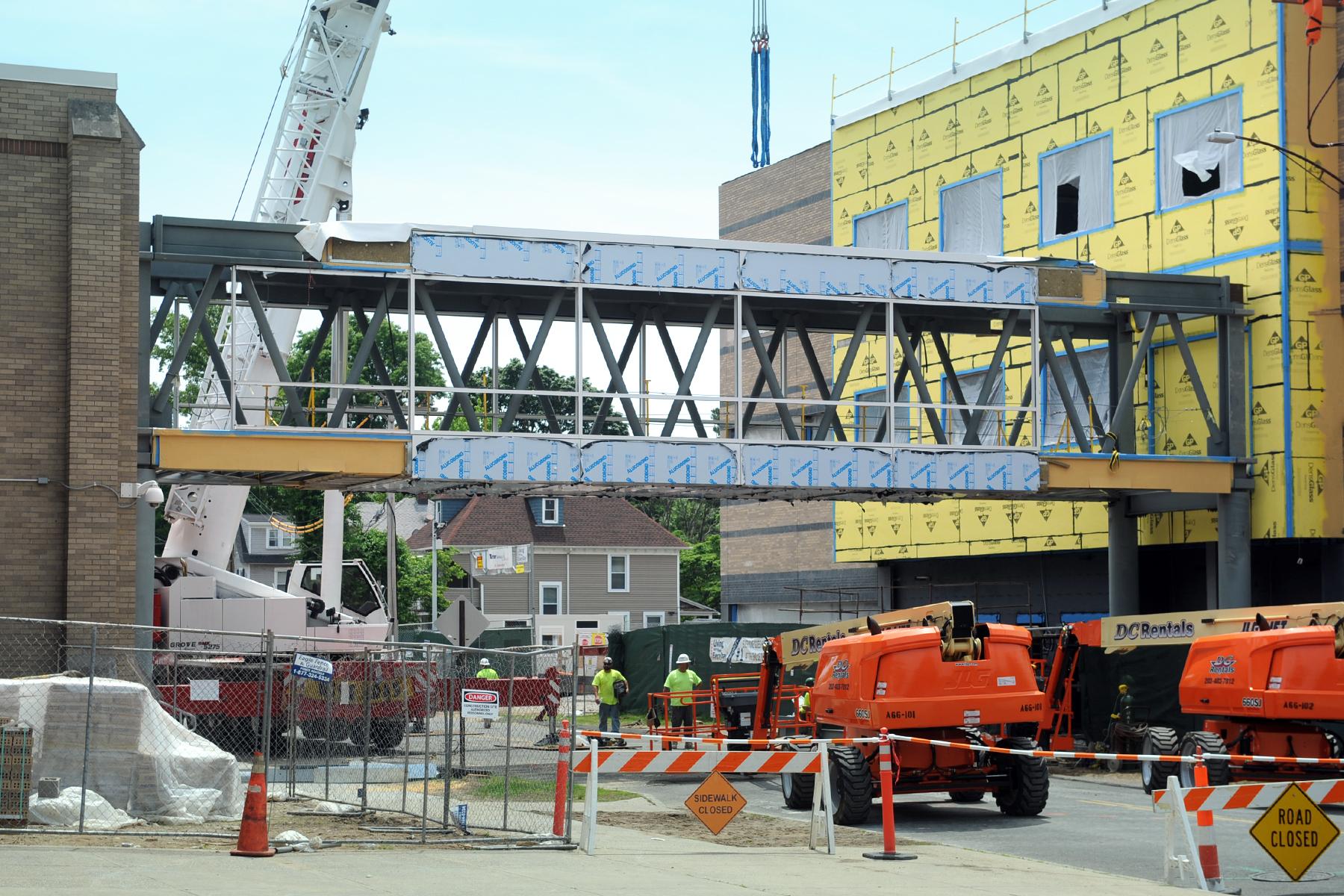 Pedestrian bridge connects old to new Stratford High