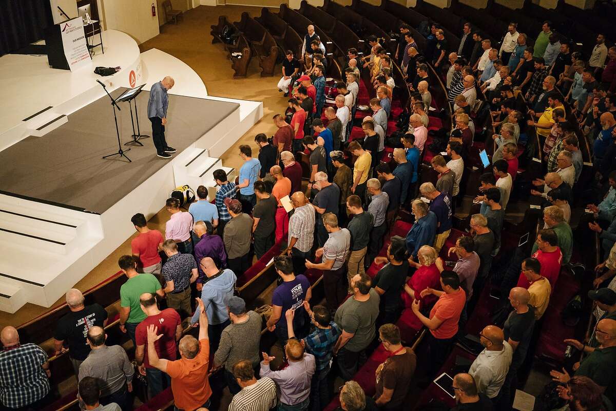 The S.F. Gay Men’s Chorus, part of history itself, sings it out in ...