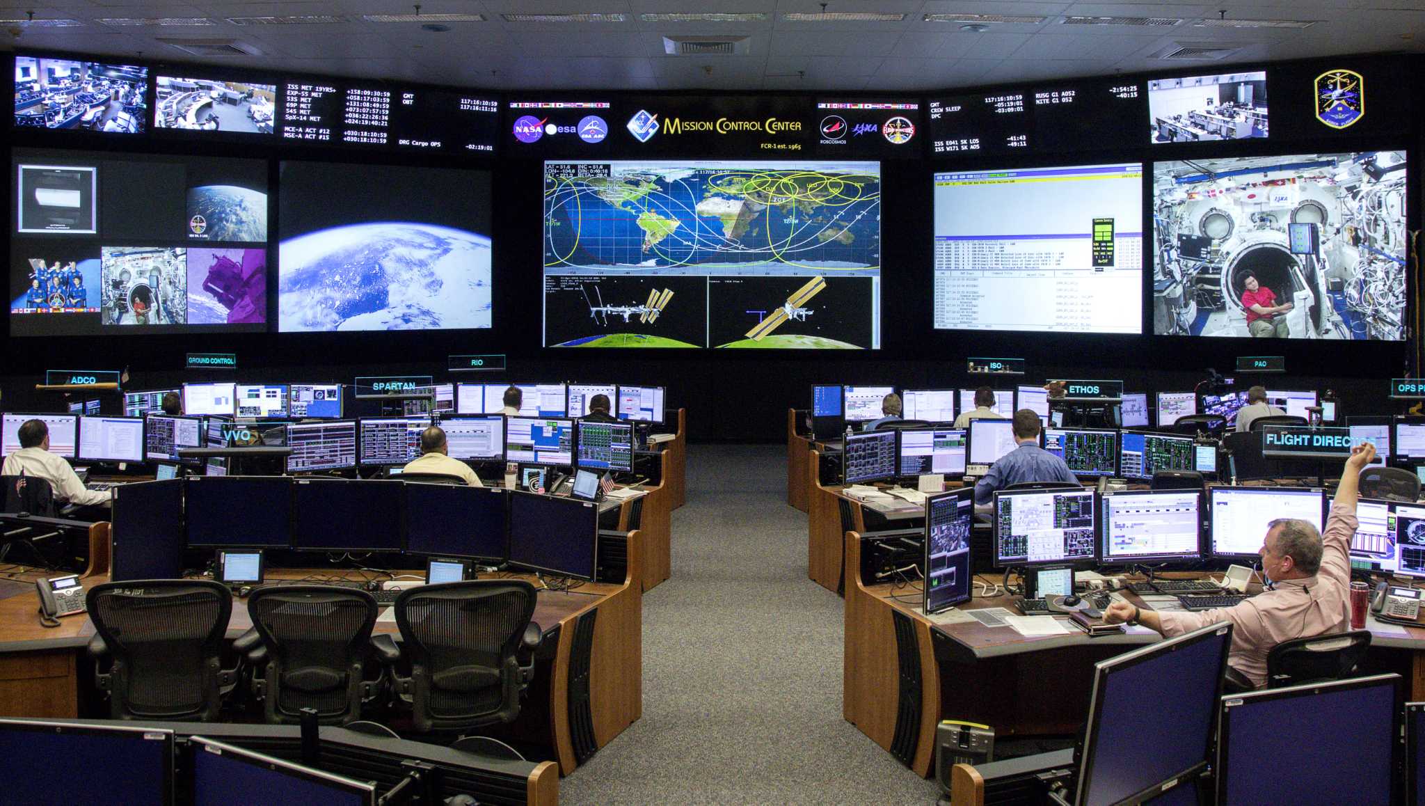 NASA names six new flight directors to take the helm of mission control