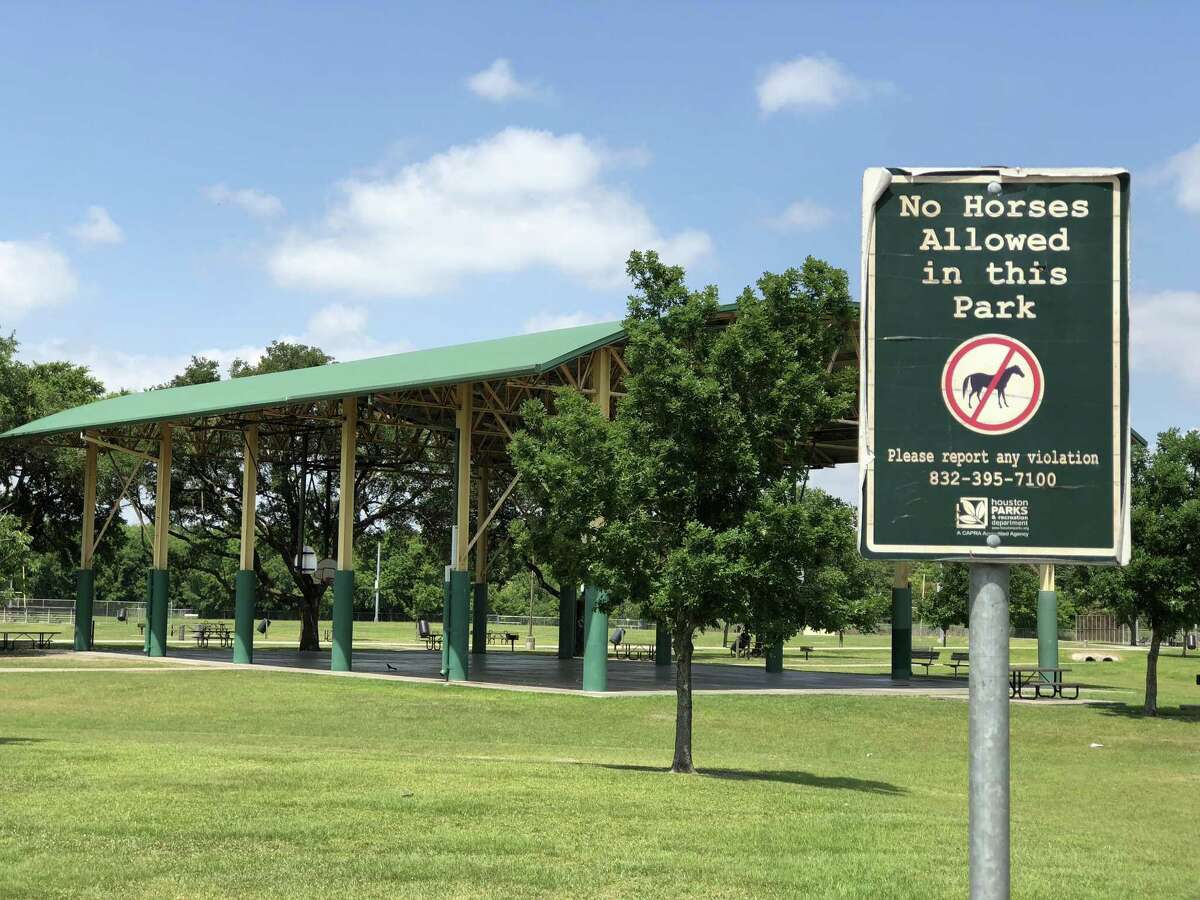 PCMag testing ranks cellular speeds across Houston