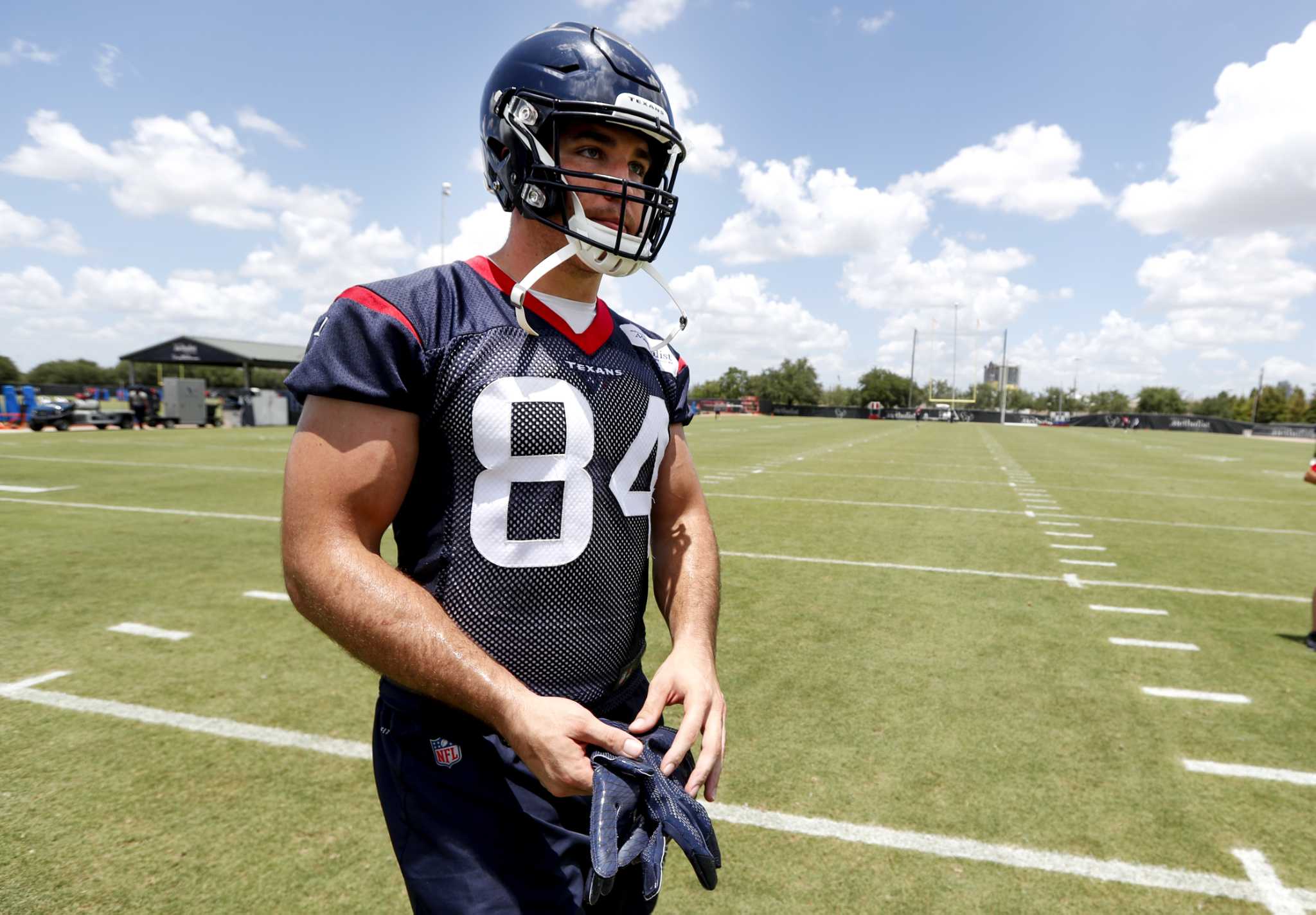 Texans tight end Ryan Griffin accepts leadership role