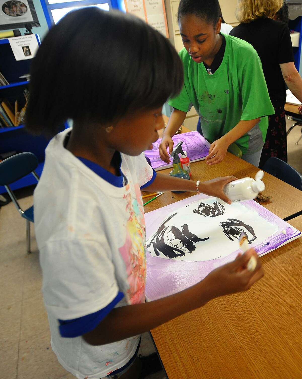 Hallen students go crazy with color, technique