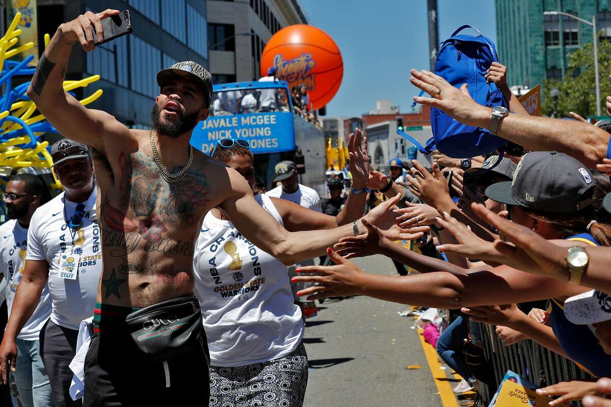 Warriors Parade: Fans come out en masse for what’s become an annual party