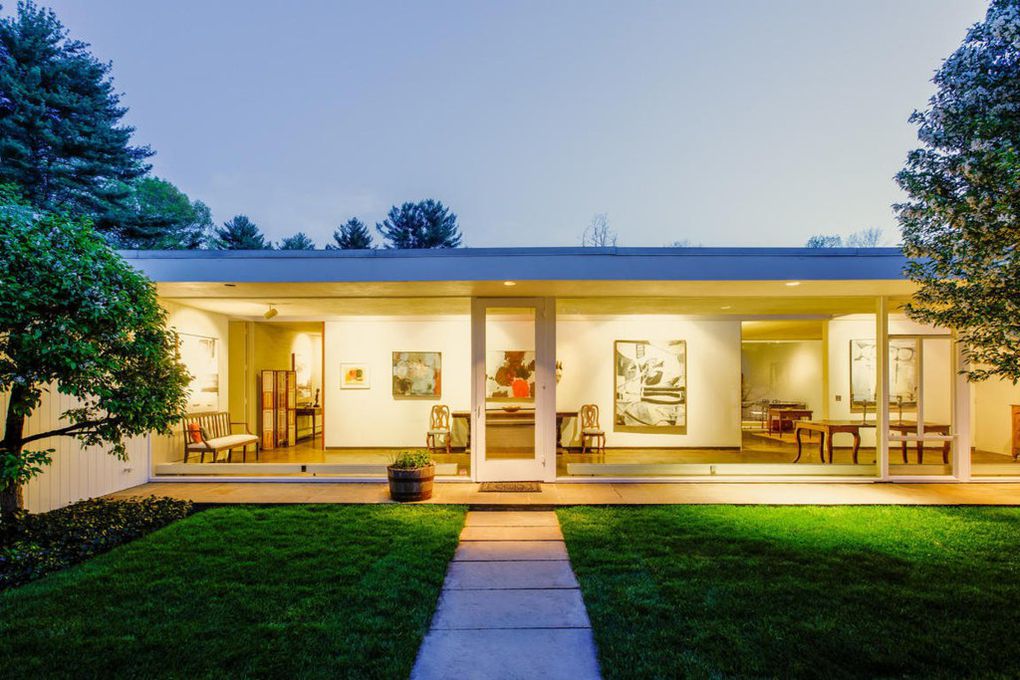 Wonderful And Rare Mid Century Modern Glass House On The Market For 2