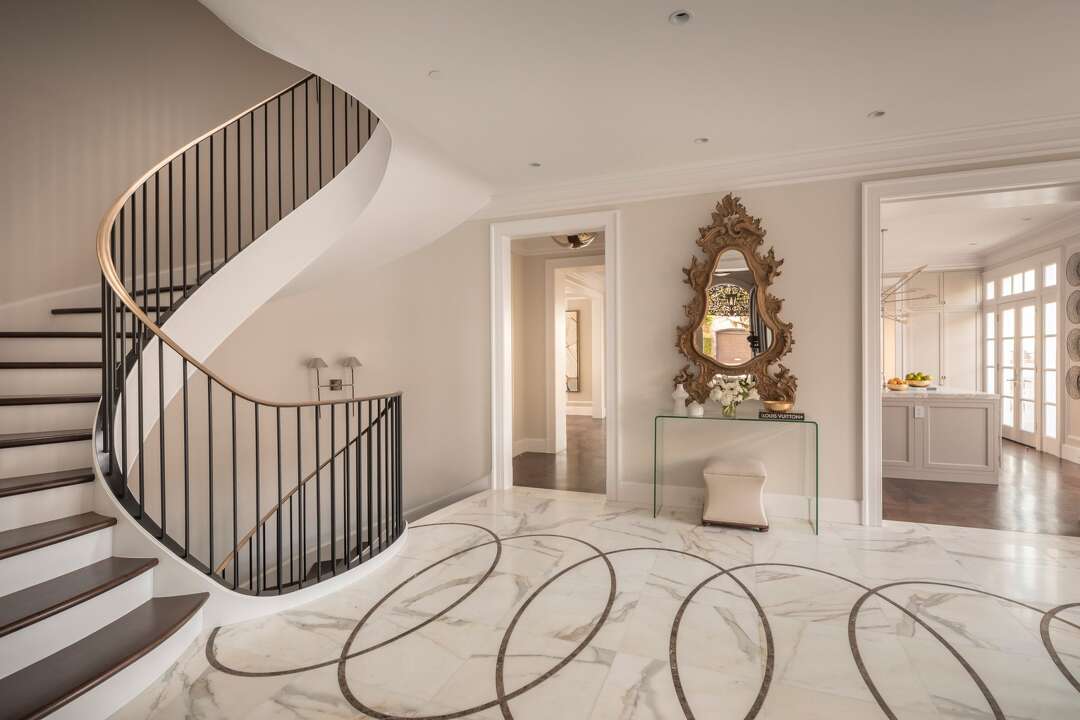 Look inside San Francisco's iconic Getty mansion that just sold for $27 ...