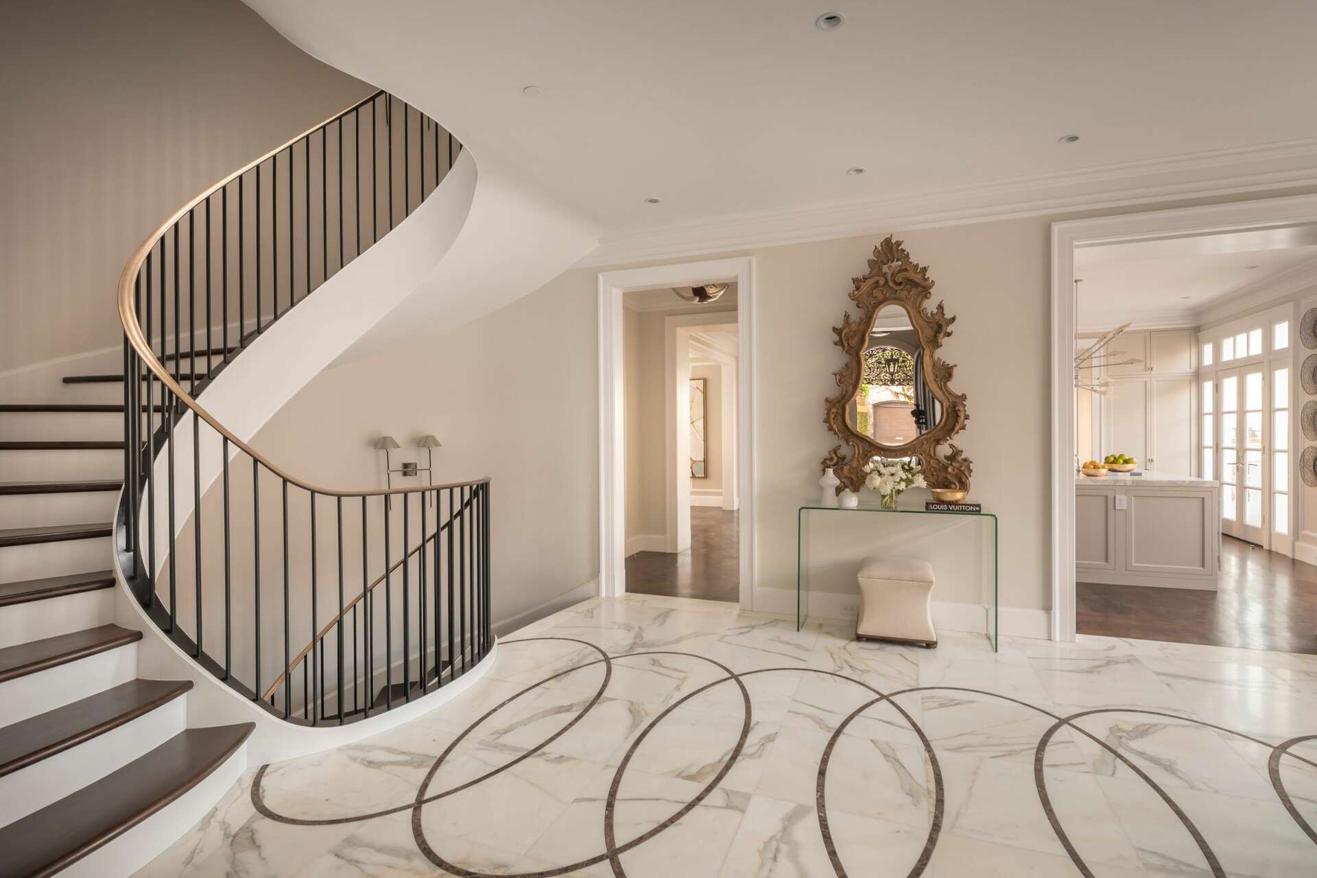 Look inside San Francisco's iconic Getty mansion that just sold for $27 ...