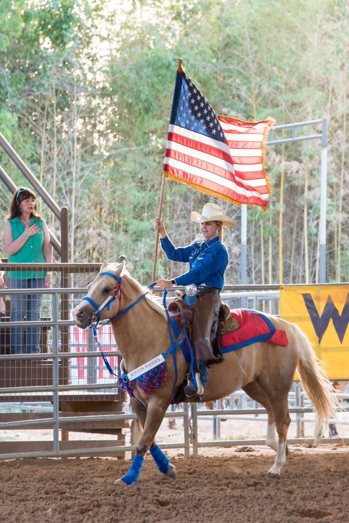 Tejas thrills with weekly rodeo