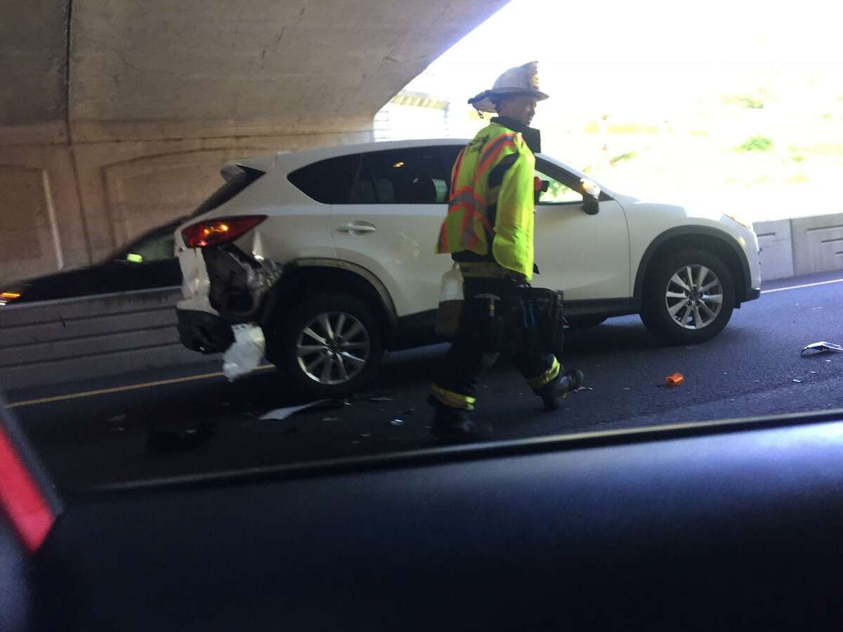 Crashes Bring Merritt Parkway I 95 To A Crawl