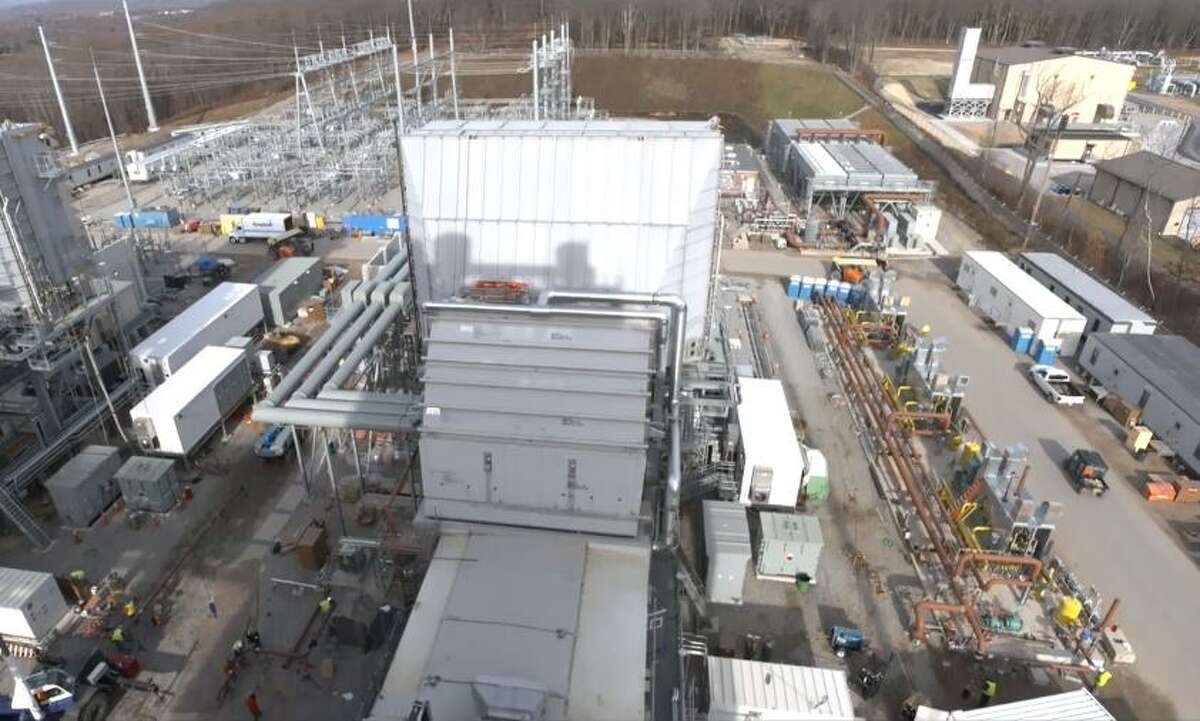 New 785MW electric plant in Oxford comes online
