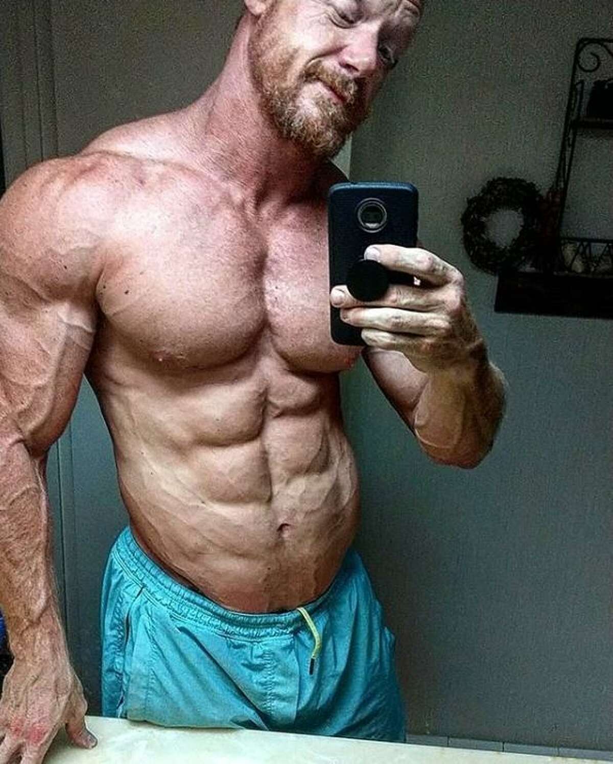 San Antonio Instagram star juggles fitness, fashion and Army duty