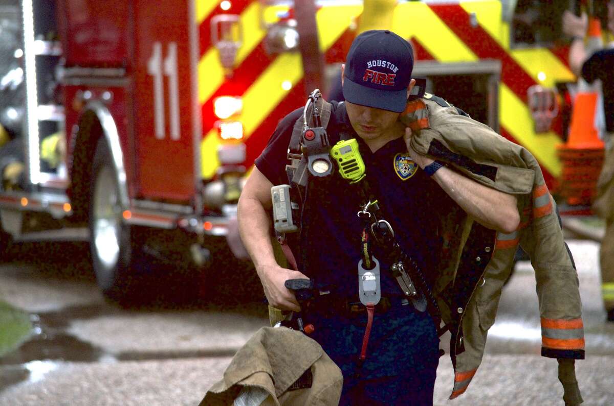 Lightning strike sparks Memorial-area house fire, officials say