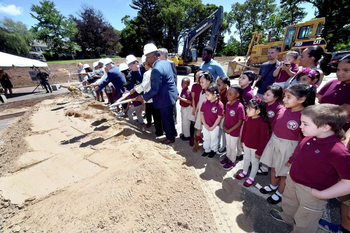 Barack H. Obama School project breaks ground in New Haven