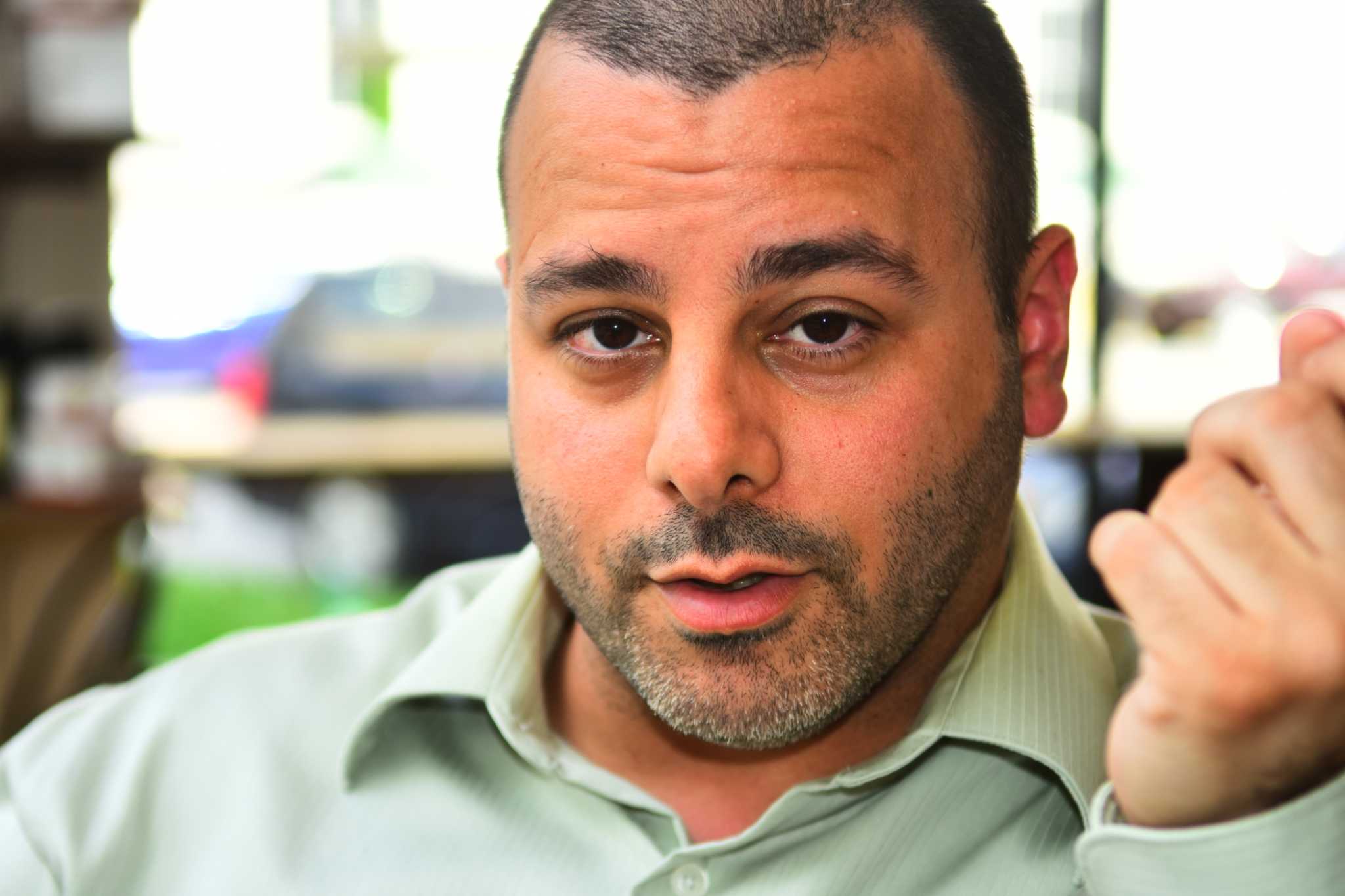 Waiter Matthew Kirshner tells his opioid tale, in his own arrogant way