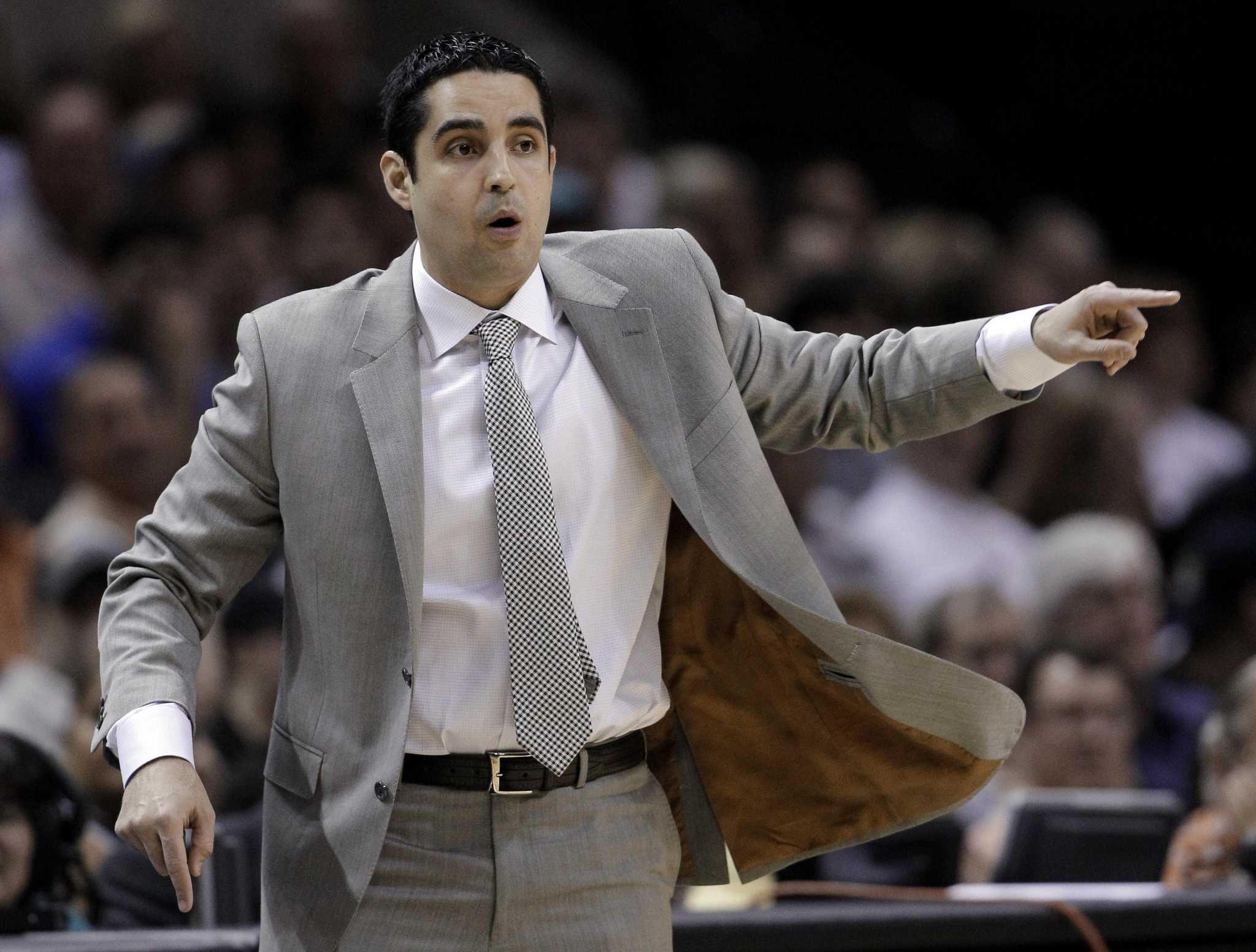 Laredo native to join the New York Knicks' coaching staff, according to ...