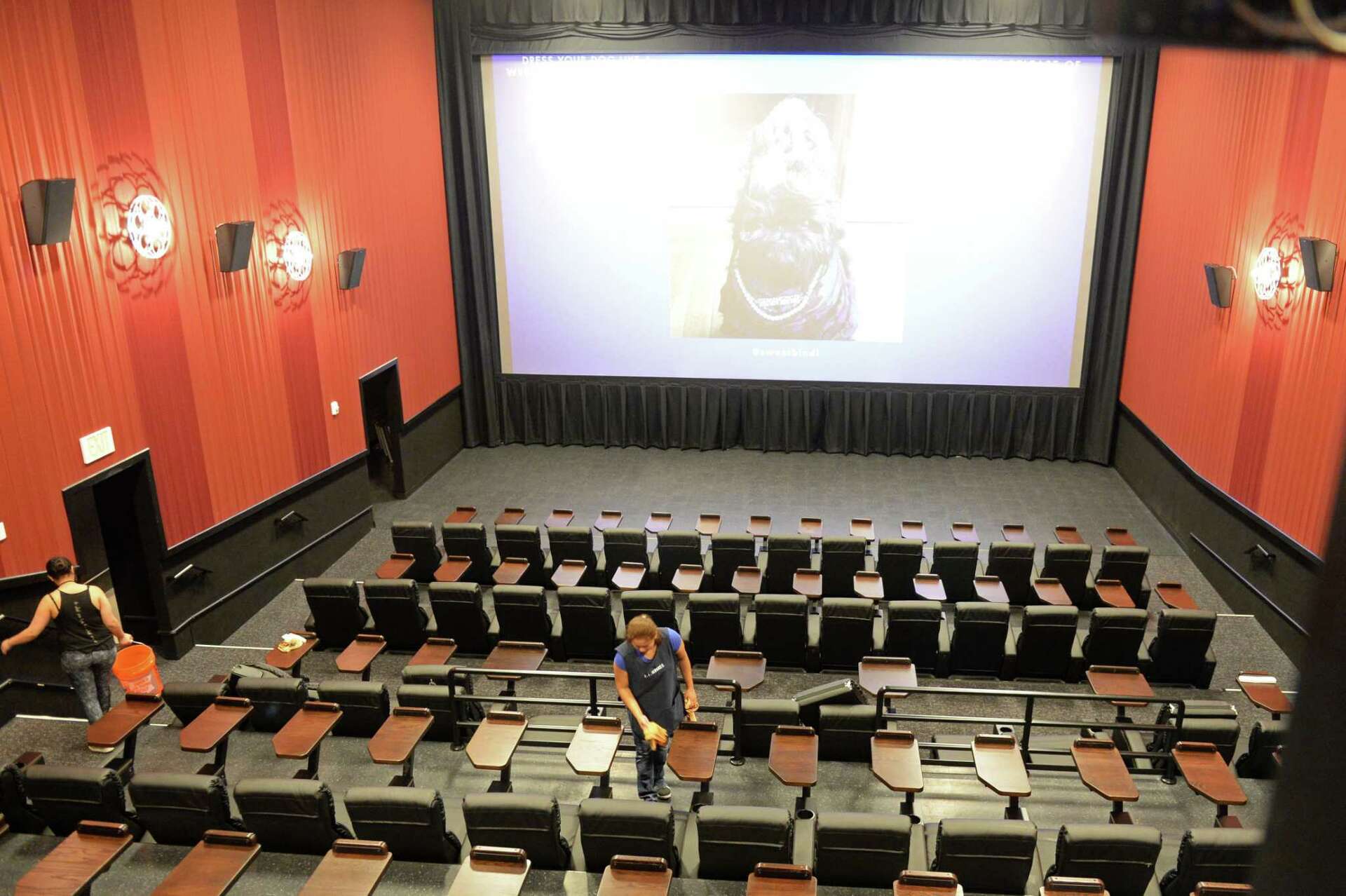 Rooftop theater chain brings outdoor movies to Houston