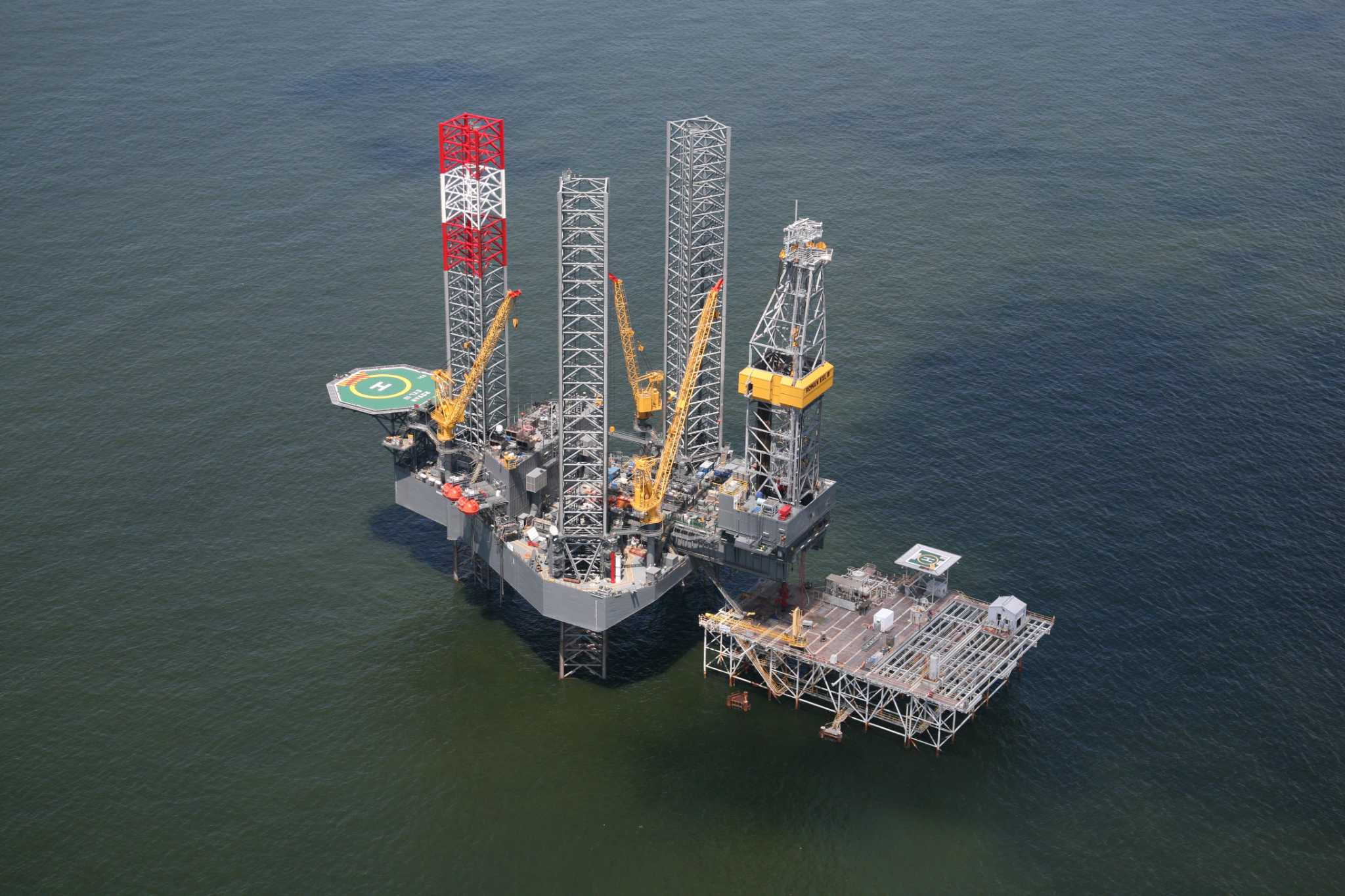 Rowan, Ensco stockholders approve $2.4 billion merger