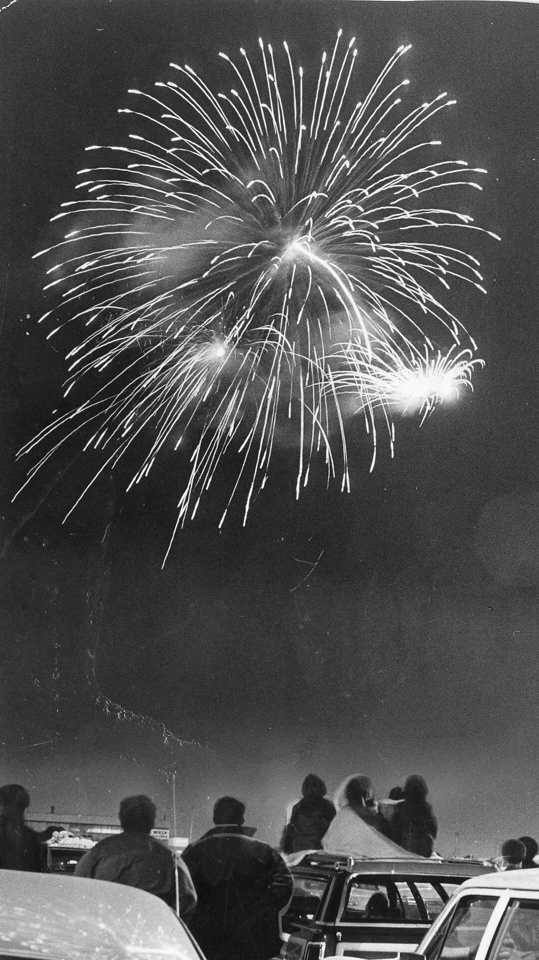 Six decades of SF Fourth of July photos, from fireworks to fog-outs