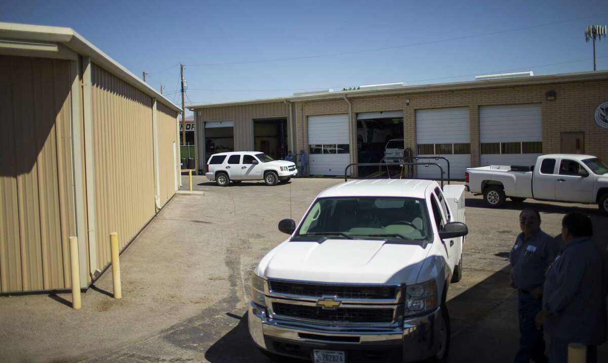 More than 1,000 people march on El Paso immigration center
