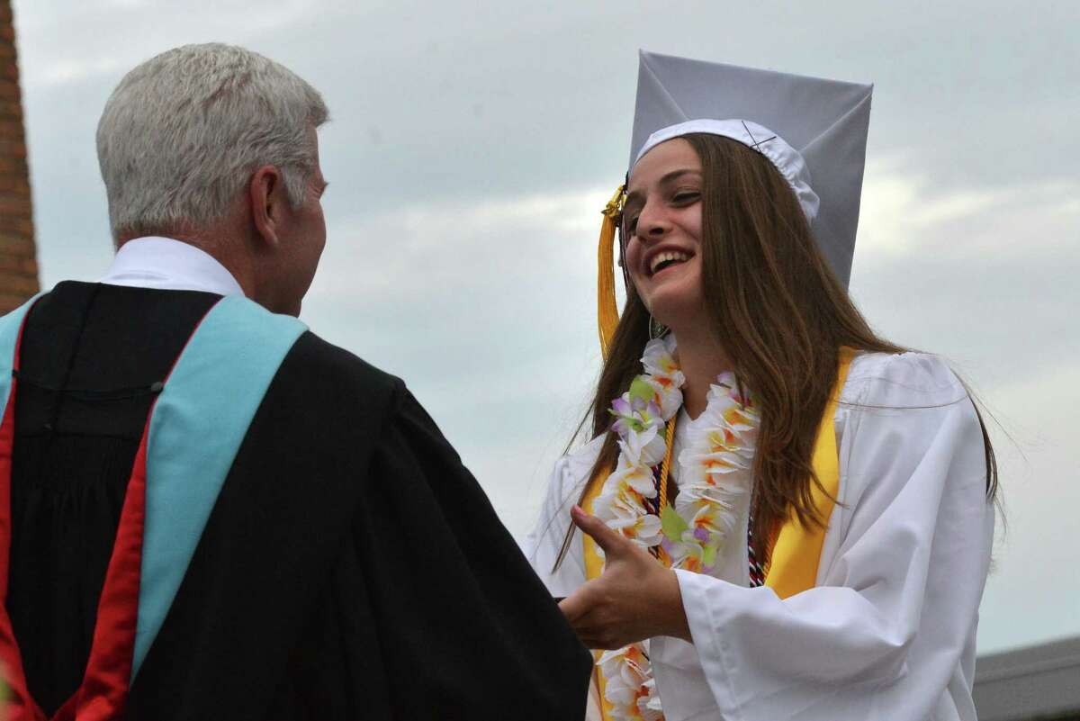 Fairfield Warde headmaster announces July retirement