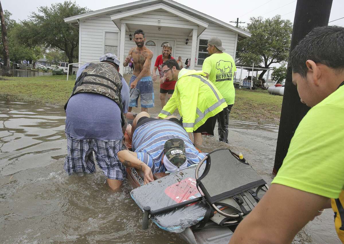 Storms slam Rio Grande Valley; hundreds rescued