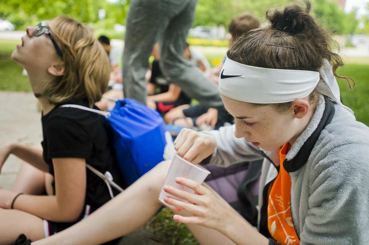 The ROCK summer camp kids do activities with SVSU STEM Mobile Lab ...