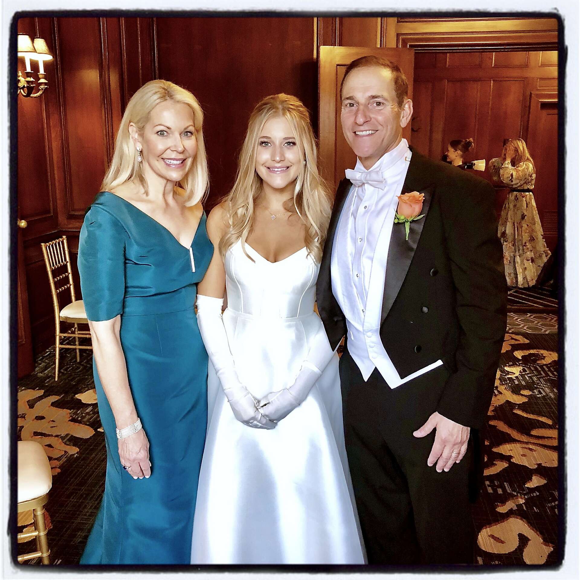 A bumper crop of 27 debutantes make SF debut