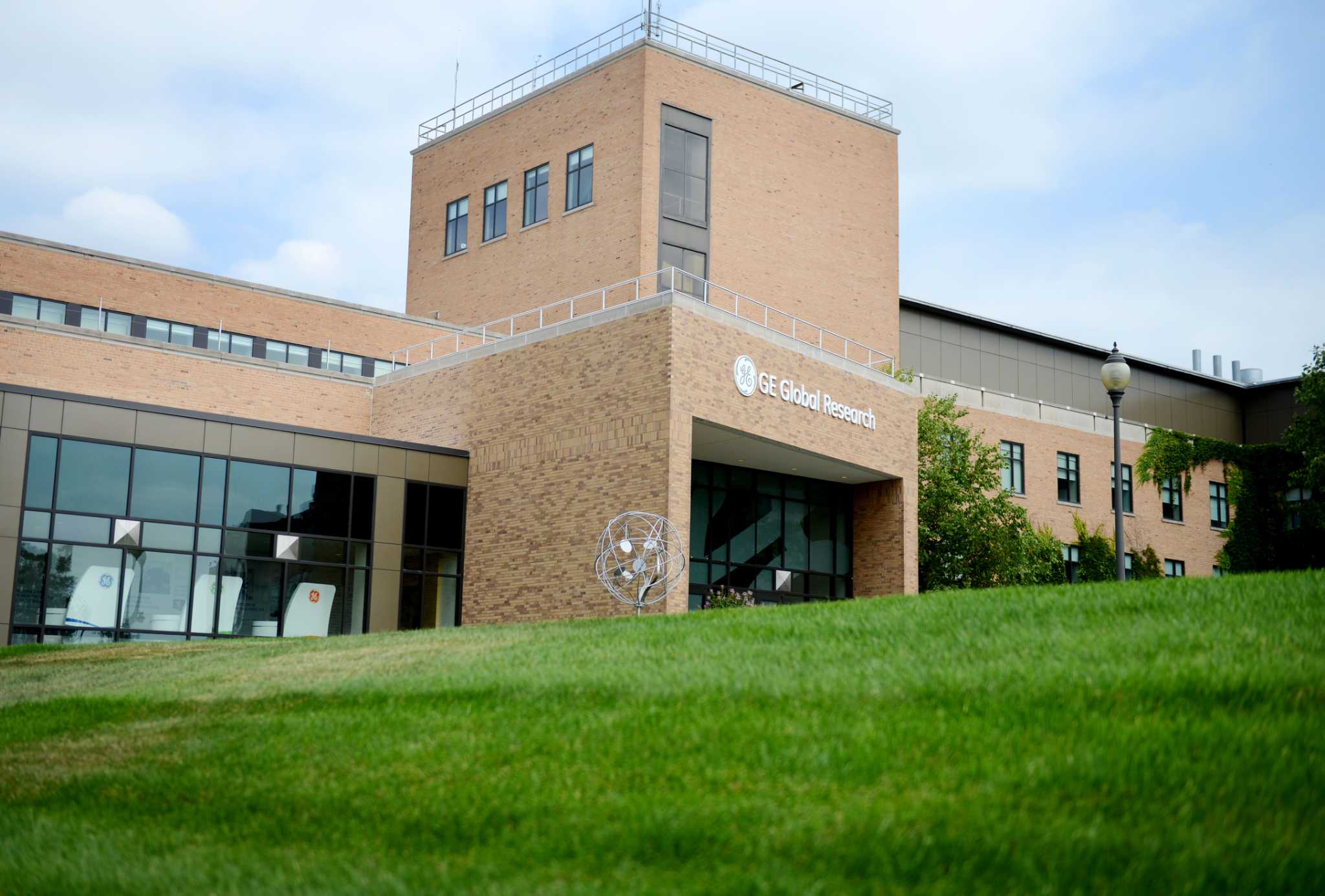 GE labs awarded $33.7M to make nuclear reactor fuel safer