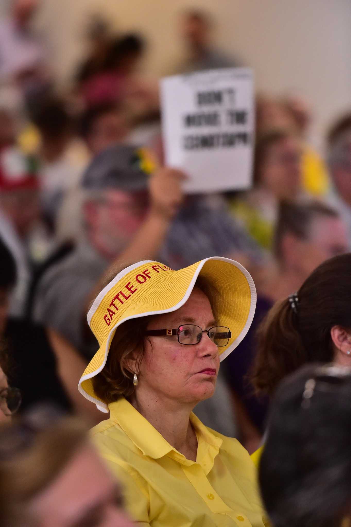Parade concerns raised over Alamo plan Parade concerns raised over Alamo plan