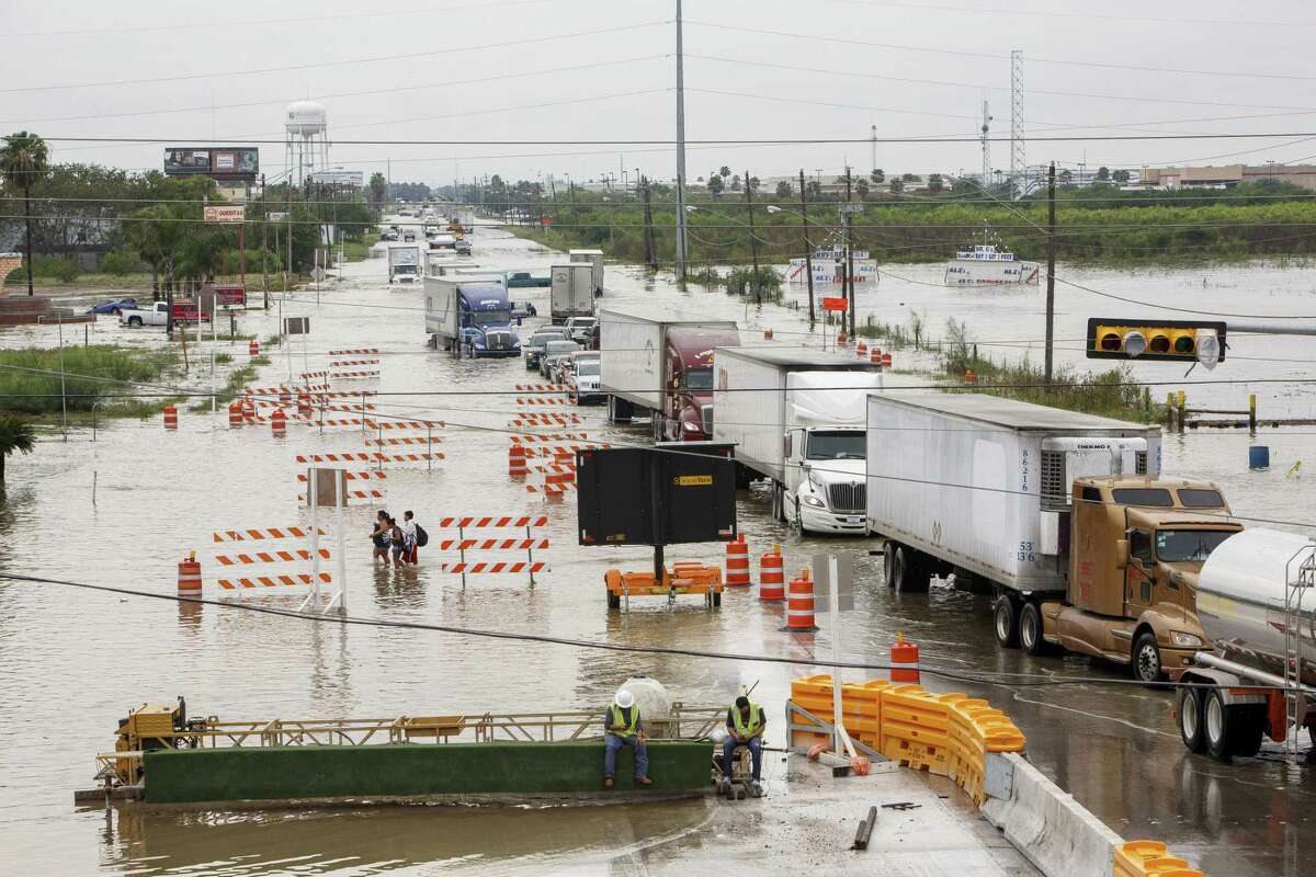 Storms slam Rio Grande Valley; hundreds rescued