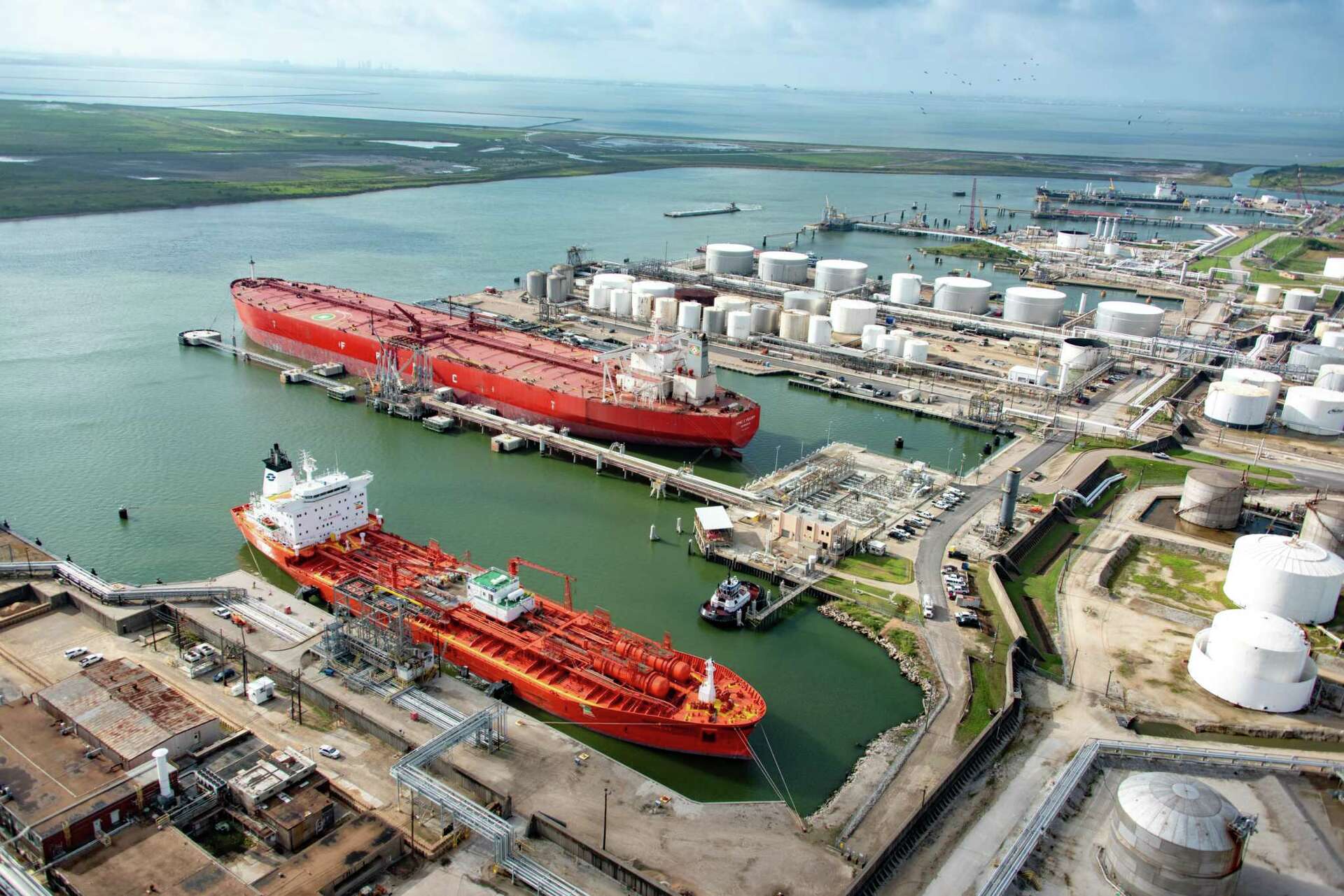 Houston company plans massive offshore terminal to export Permian oil