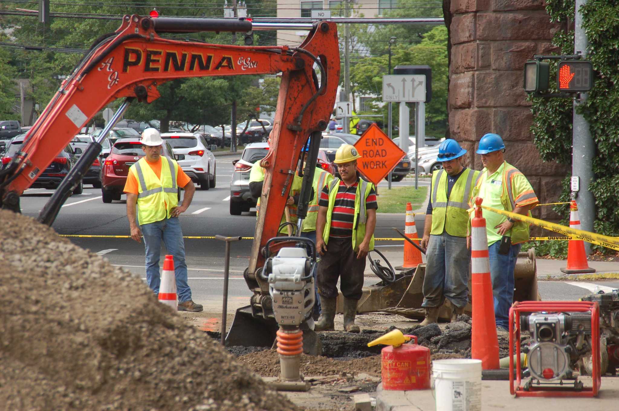 Aquarion water main work and other Greenwich neighborhood notes