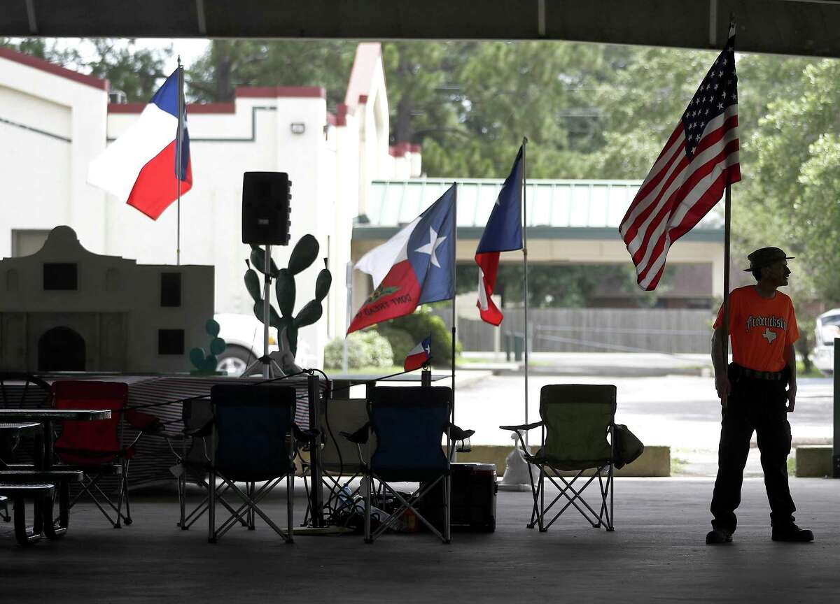 Low turnout marks pro-gun rally in Santa Fe