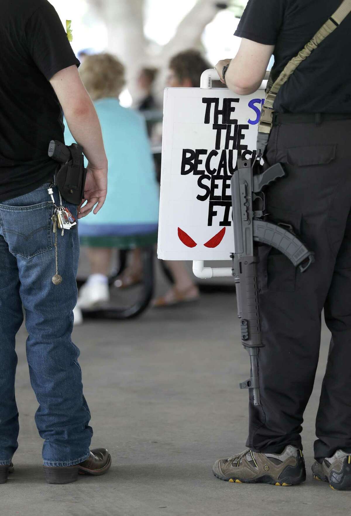 Low turnout marks pro-gun rally in Santa Fe