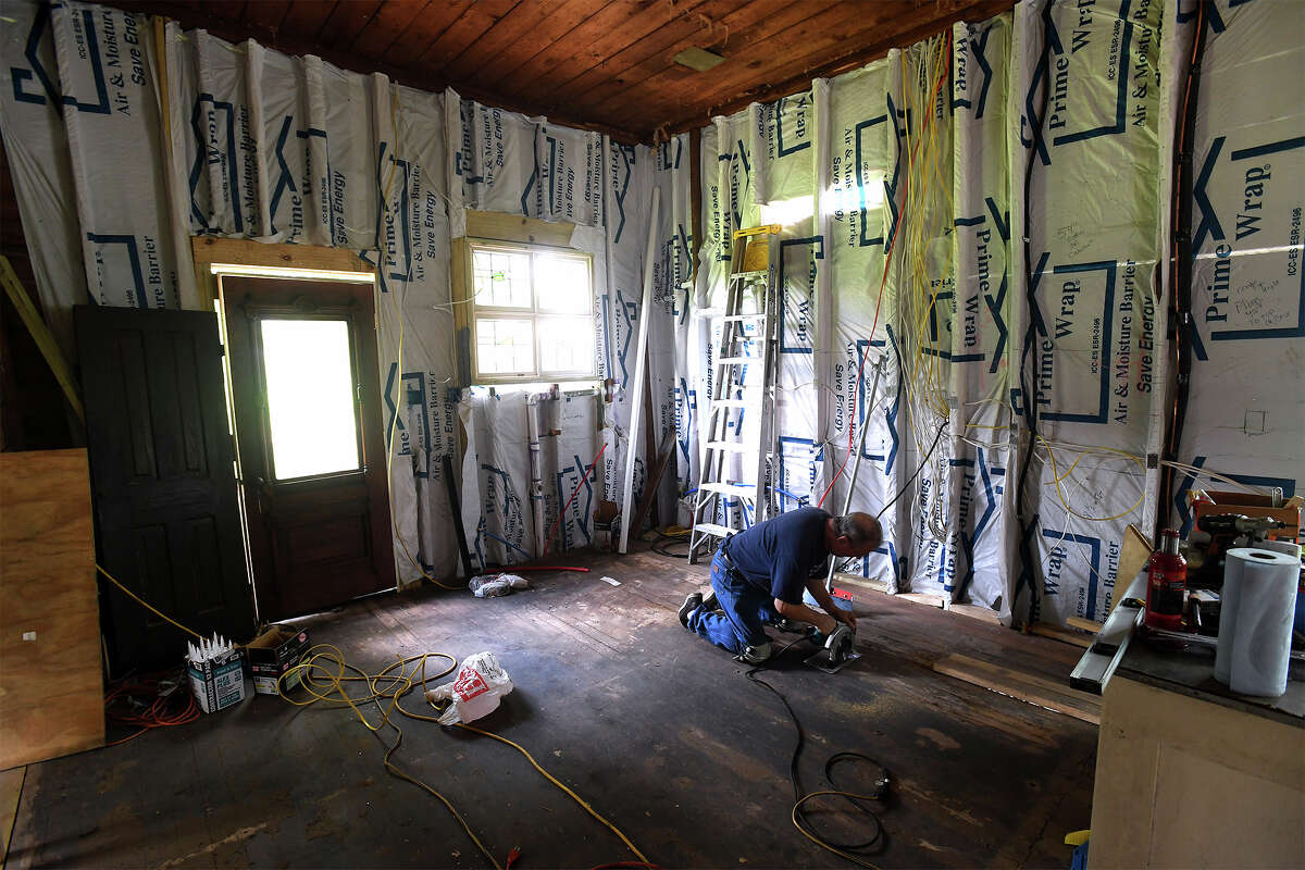 Silsbee couple channels grief into rebuild of historic home