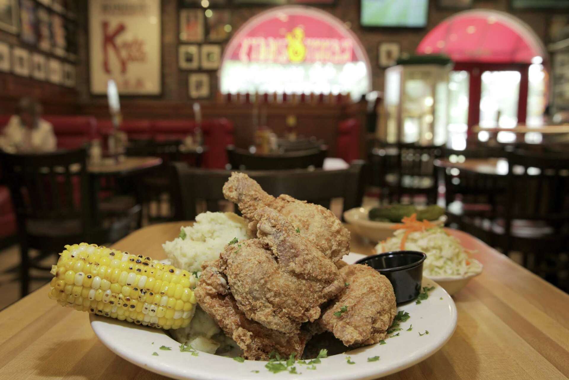 Houston’s hot, crispy fried chicken revival