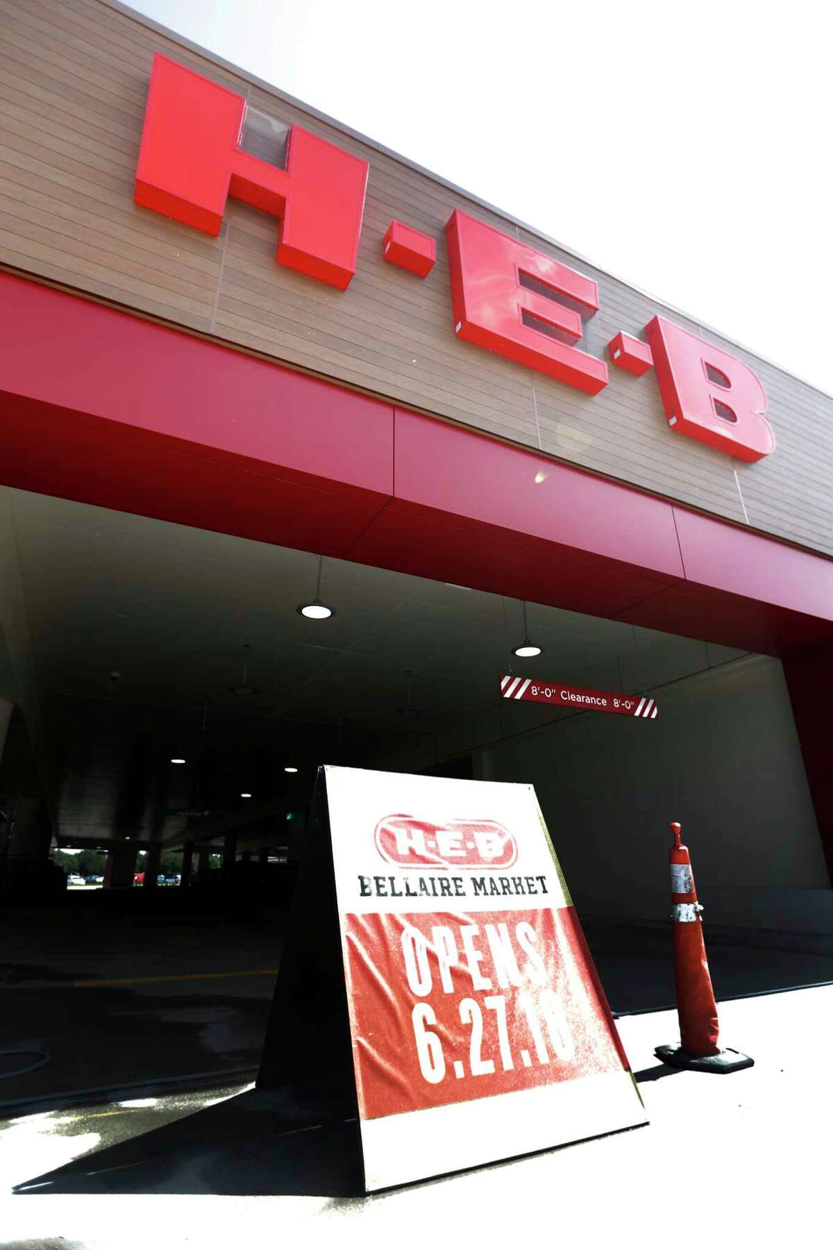 Photos: H-E-B to open its first two-story grocery store in Houston