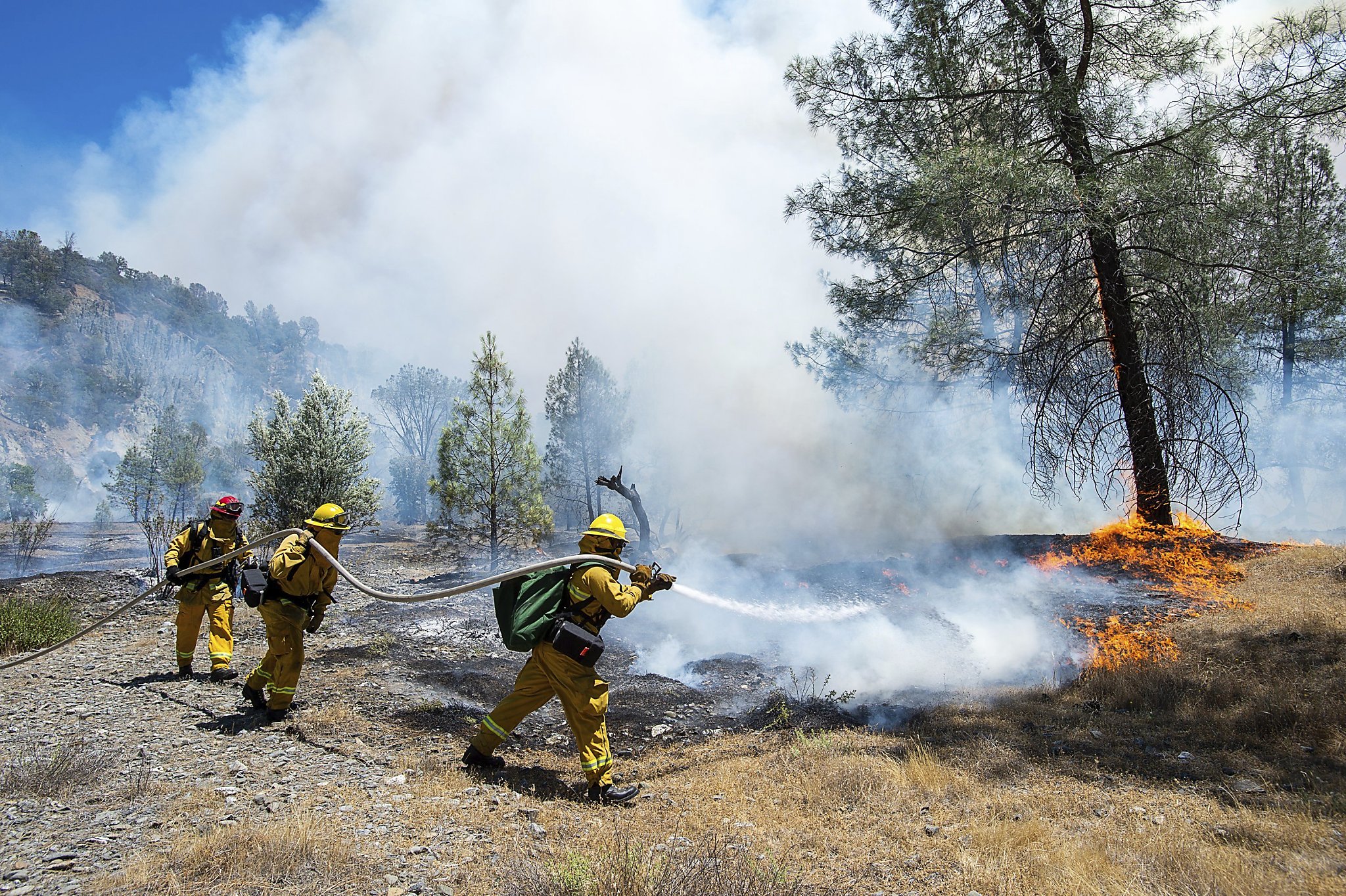 Pawnee Fire consumes another 1,000 acres as containment efforts continue