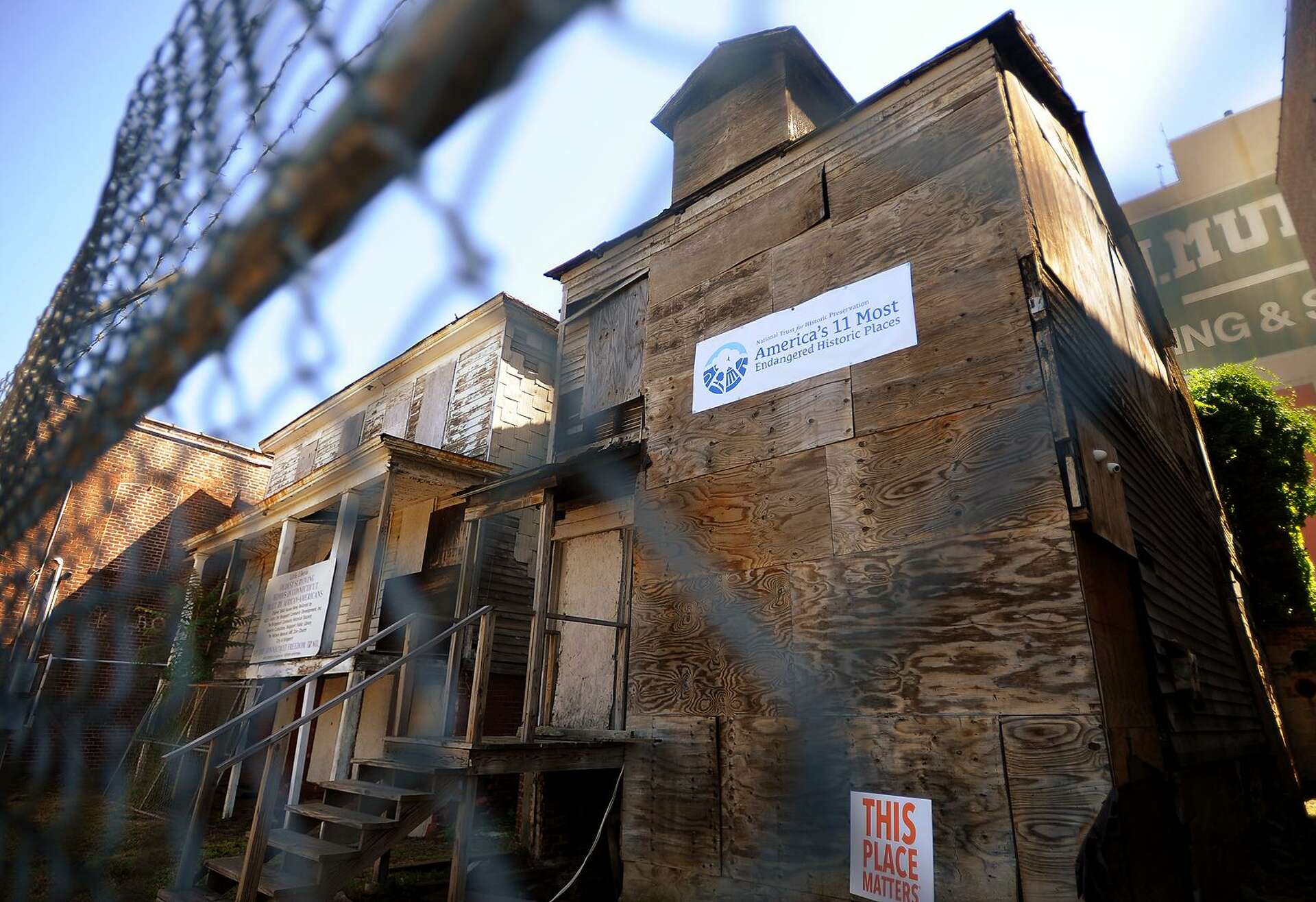 Endangered Freeman Homes get $50k grant